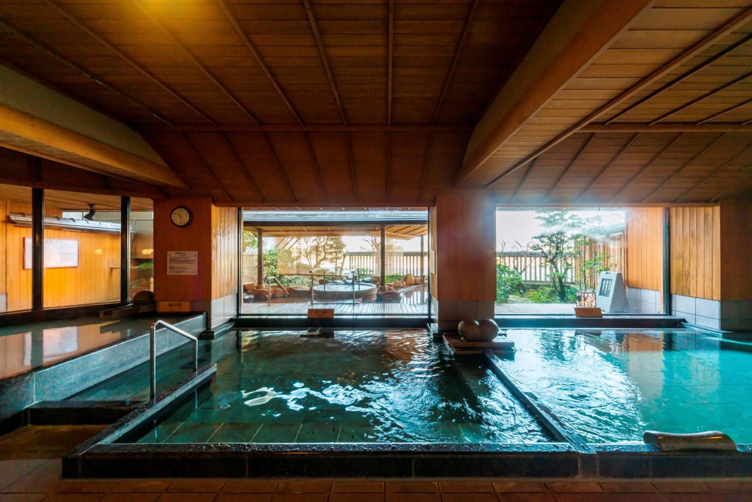 【岐阜】創業160余年の老舗旅館「長良川温泉 十八楼」で温泉と会席料理を愉しむ - GOTRIP!